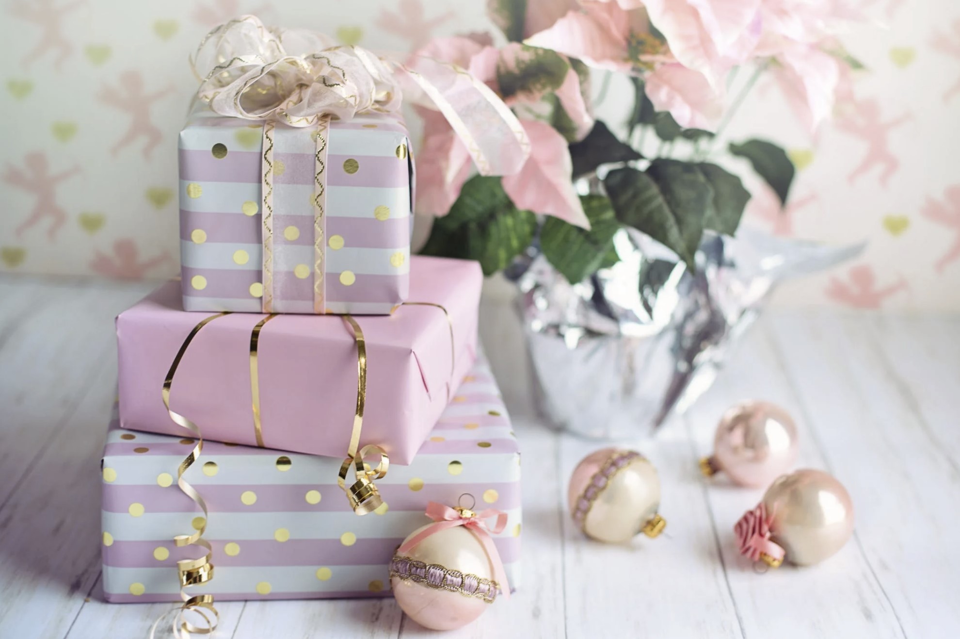 50+ Unique Gifts for Special Occasions and Celebrations - Simple lists ...